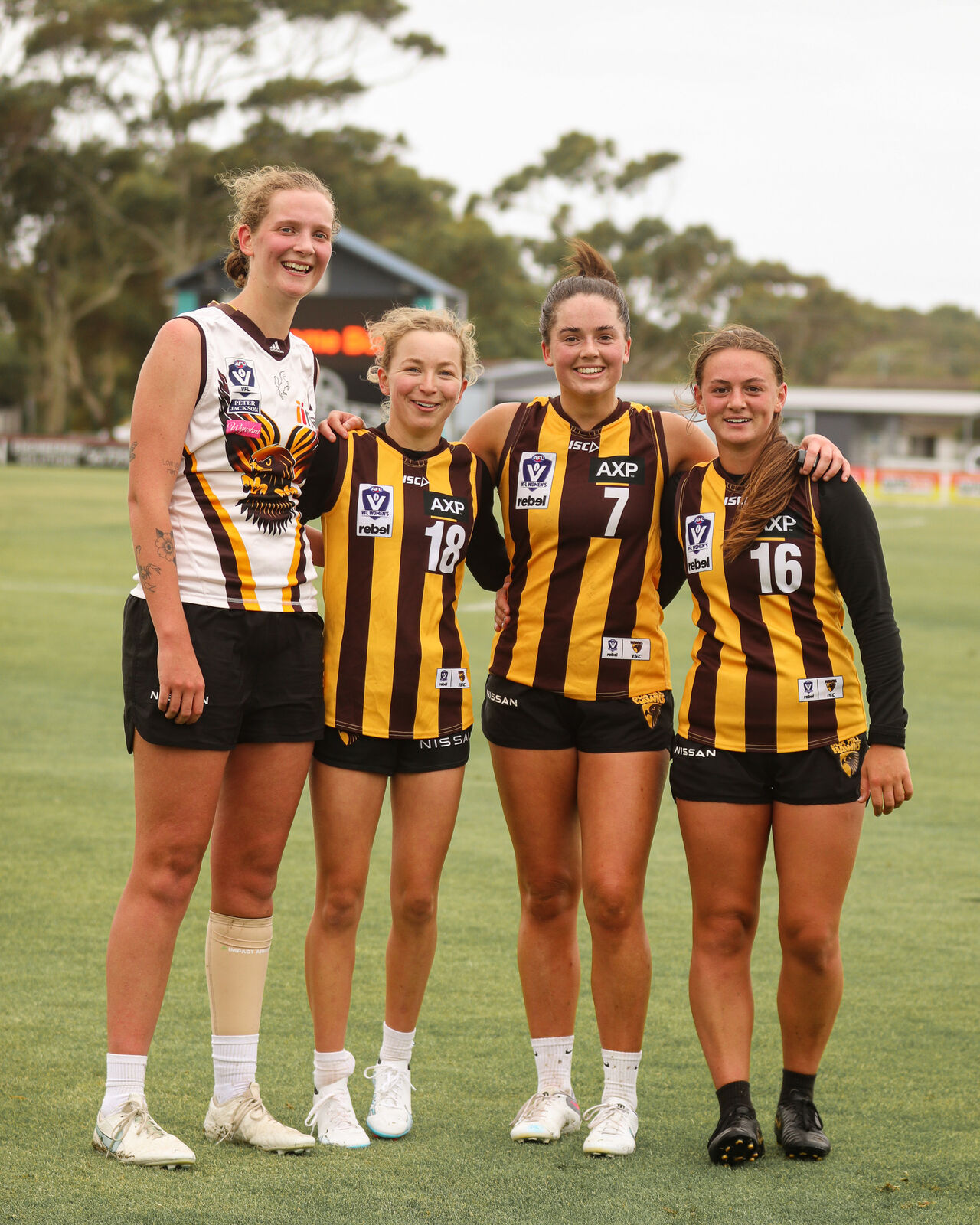 GALLERY: Box Hill Hawks coach 80 Bass Coast Kids | Bass Coast Shire