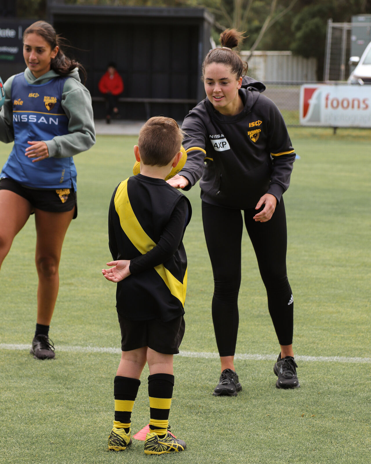GALLERY: Box Hill Hawks coach 80 Bass Coast Kids | Bass Coast Shire